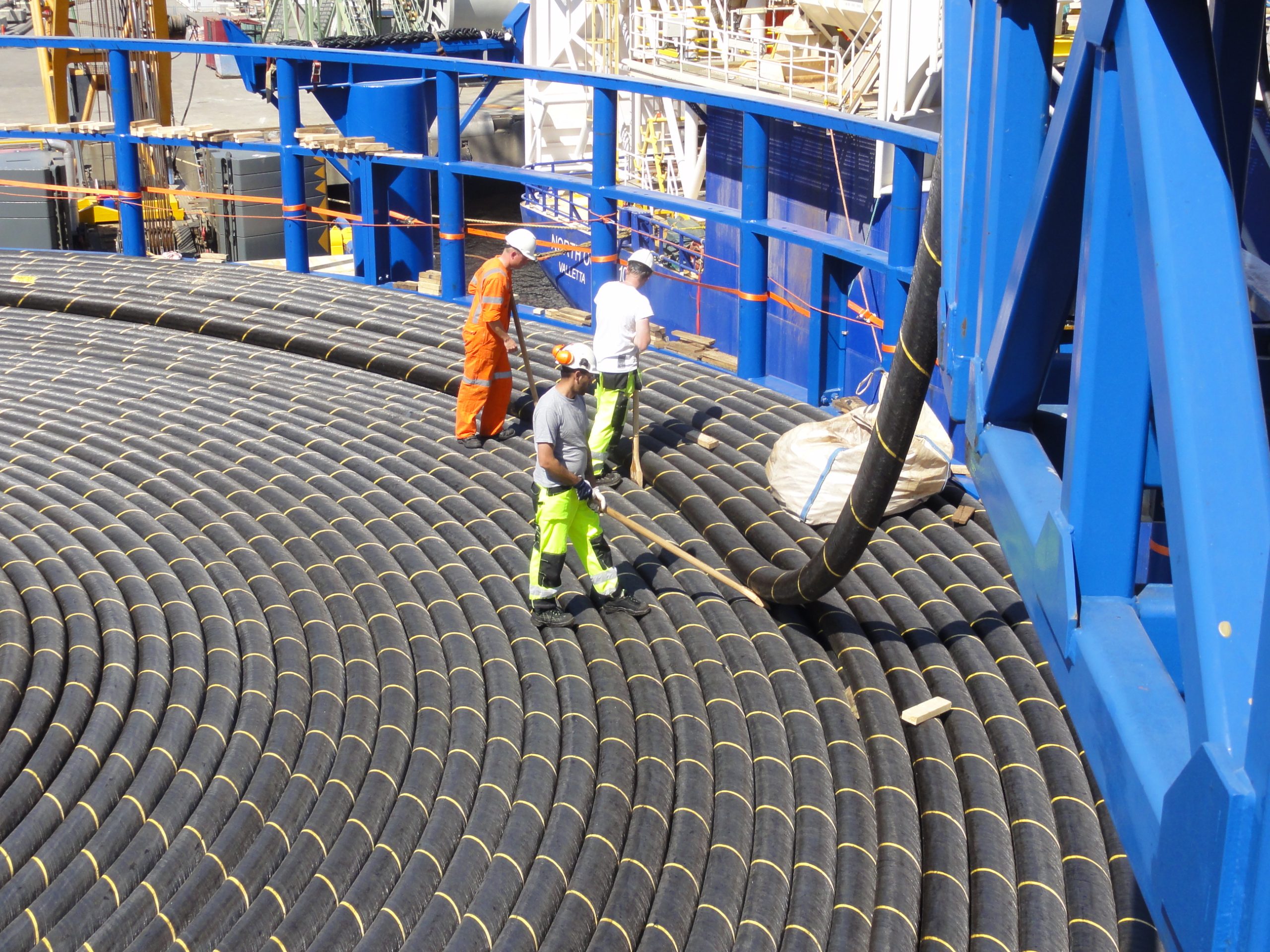 Subsea power cable engineering - CCI